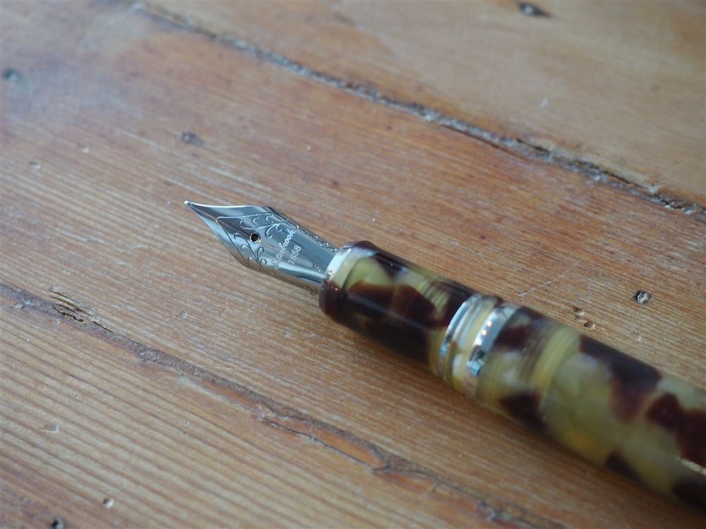 Esterbrook Estie Fountain Pen - Tortoise with Silver Trim – Wonder Pens