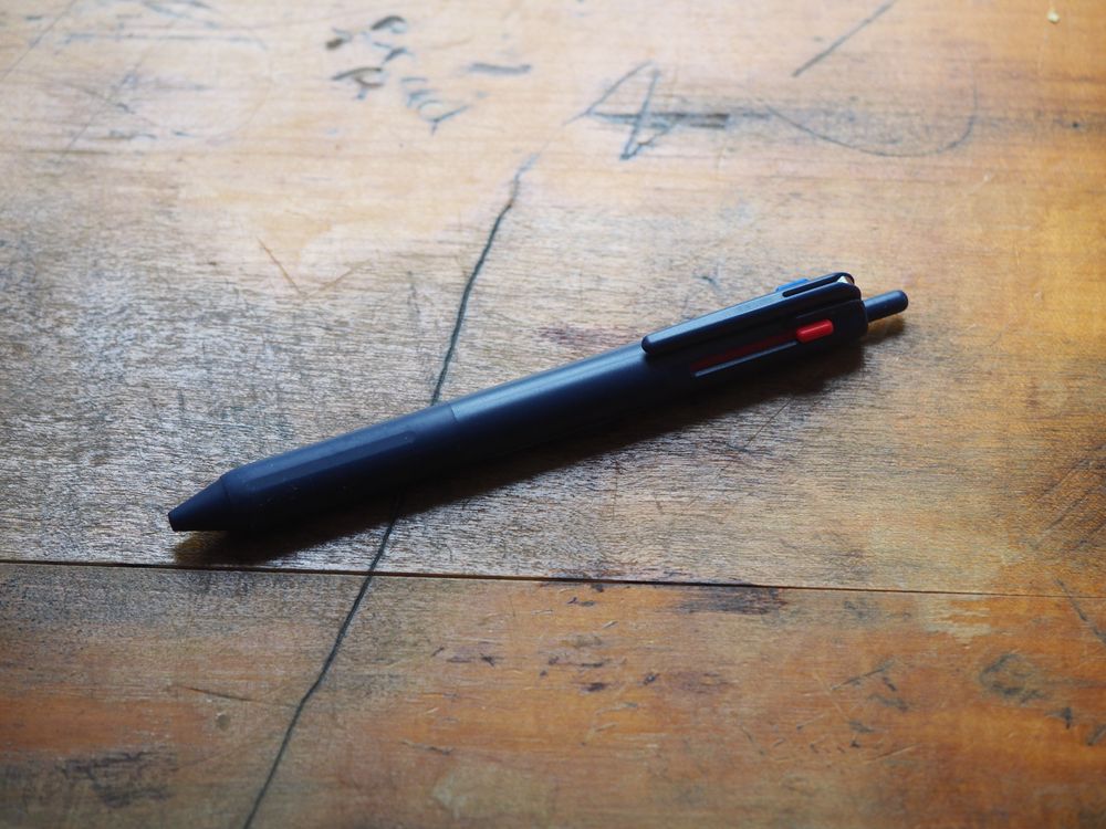 Jetstream 3-Color Ballpoint Pen (0.7mm) - Navy – Wonder Pens