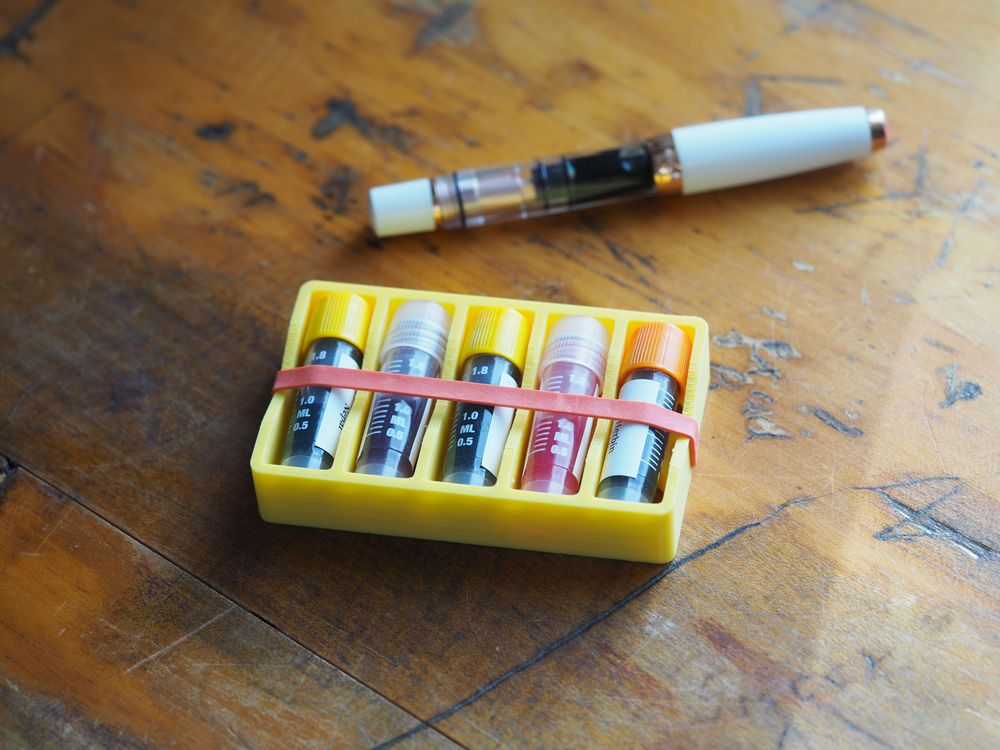 Sample Vial Holder - Yellow – Wonder Pens