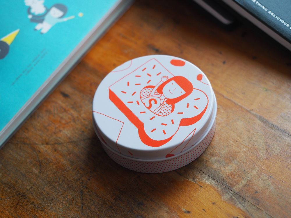 Yohand Studio - Tin Case - Toast – Wonder Pens