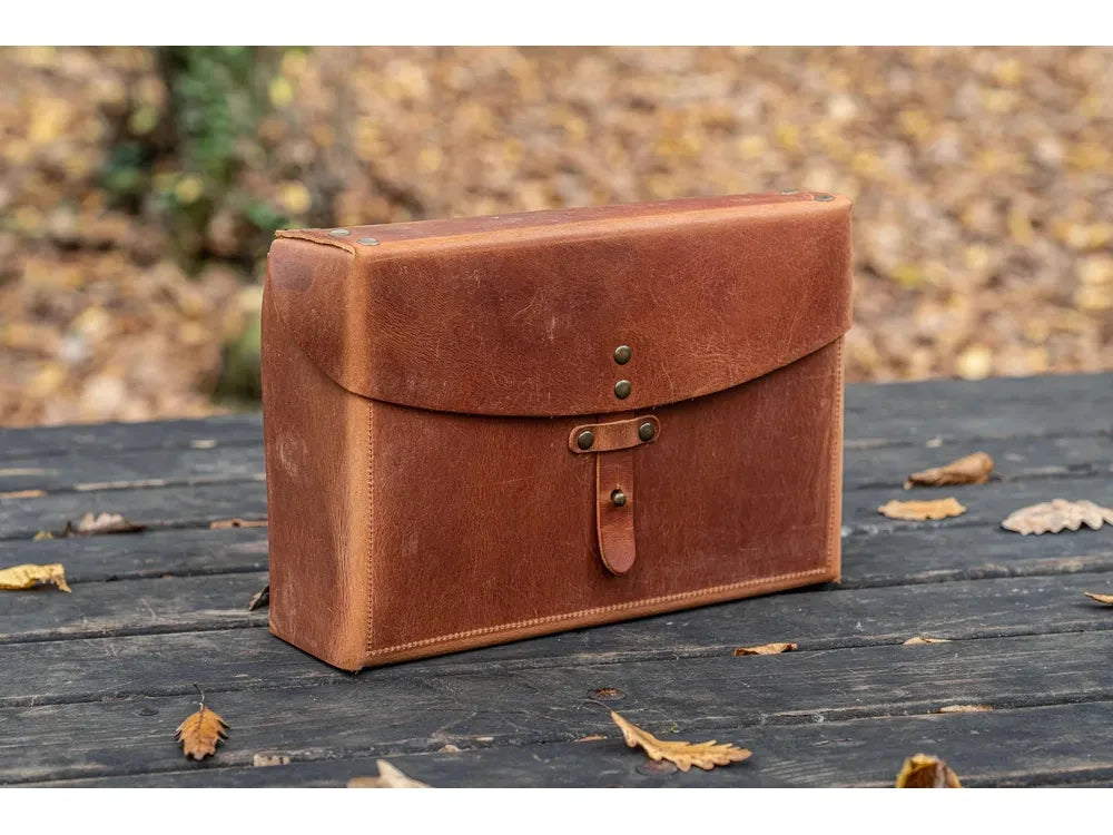 Galen Leather - Writer's Medic Bag - Crazy Horse Tan – Wonder Pens
